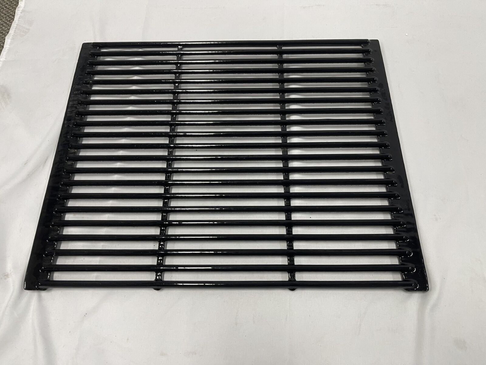 Porcelain Enamel universal BBQ Grill 390mm x 480mm - Factory second